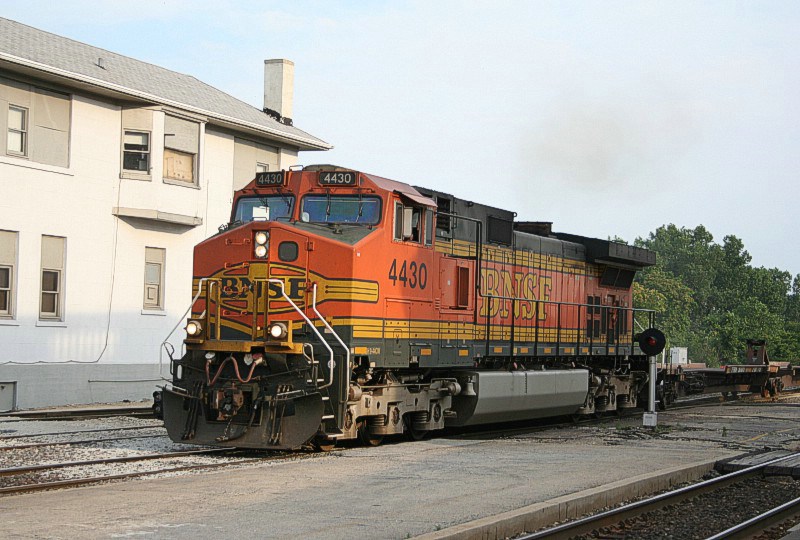 BNSF 4430